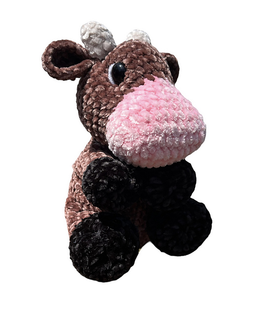 Ravelry: Onyx the cow pattern by Carolann Rutkowski