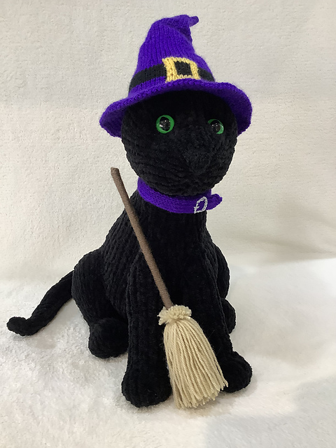 Ravelry: Halloween Black Cat and Broom pattern by Carol Connelly