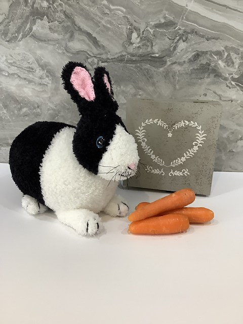Ravelry: Dutch Bunny Rabbit pattern by Carol Connelly