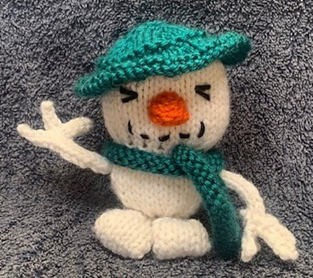 Ravelry: Snowman -Christmas Fat Heads pattern by Caroline Watton