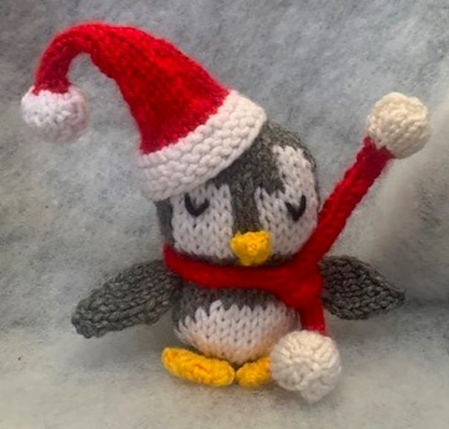 Ravelry: Penguin - Christmas Fat Heads pattern by Caroline Watton