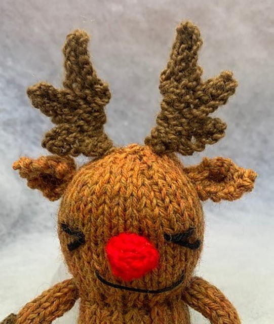 Ravelry: Reindeer- Christmas Fat Heads pattern by Caroline Watton
