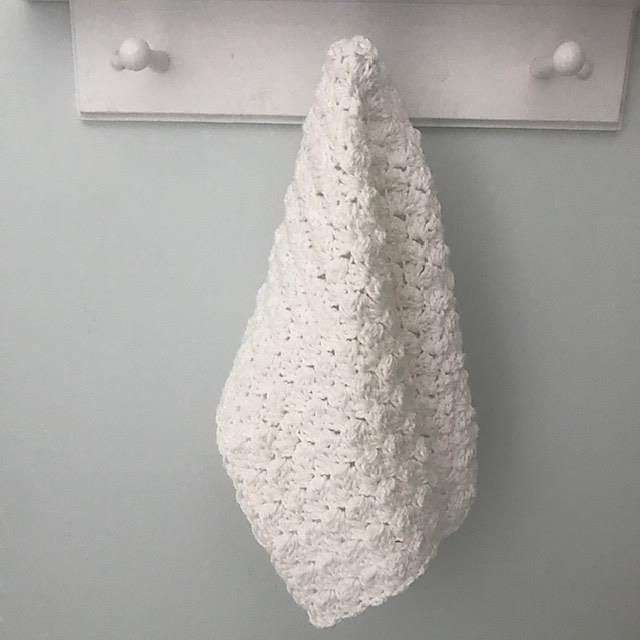 Ravelry: Summer's Day Hand Towel pattern by Pam Carr