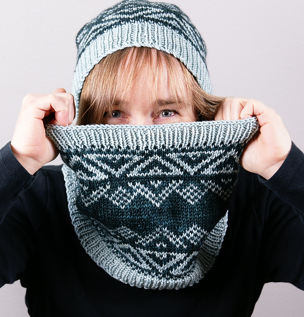 Ravelry: CascadeKnitter's Hill Top Cowl