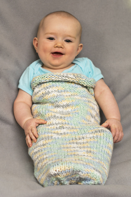 Ravelry: Snuggly Cocoon pattern by Shannon Dunbabin