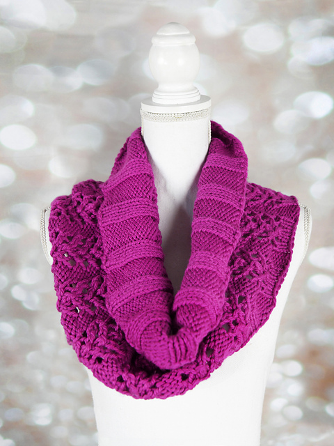 Ravelry: Ribbed Lace Cowl pattern by Shannon Dunbabin