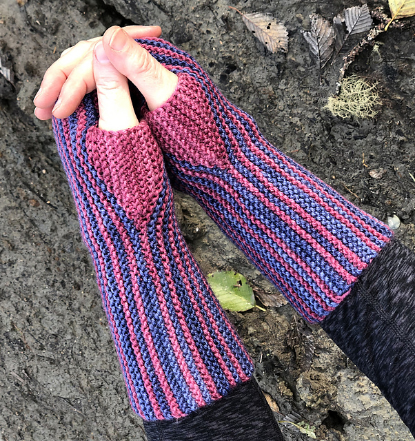 Ravelry: Striped Garter Stitch Mitts pattern by Cat Bordhi