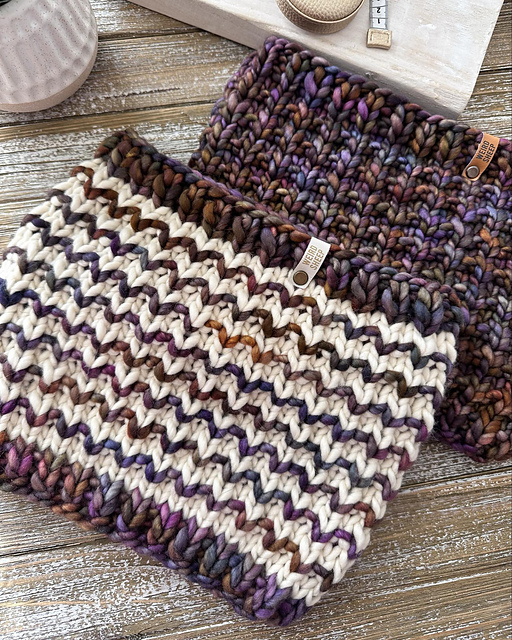 Ravelry: Gala Cowl pattern by Cate Savard