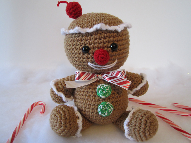 Ravelry: Gingerbread Man Amigurumi pattern by CROriginals