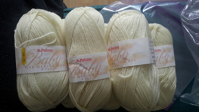 Ravelry: Patons UK Baby Pure Merino Wool 4 ply