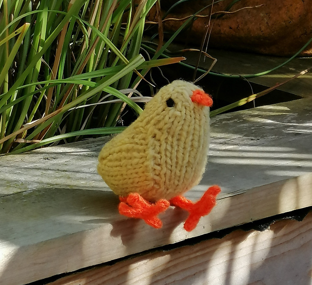 Ravelry: Little Chick pattern by Caryl Mayes
