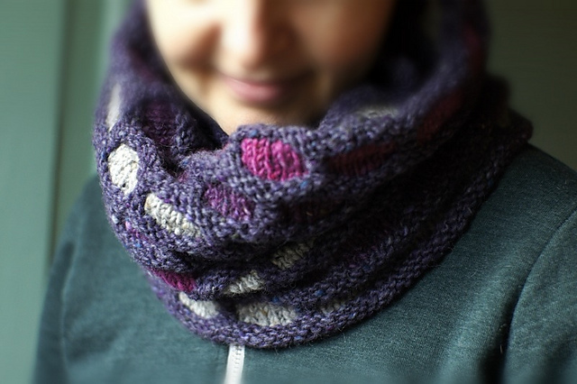 Ravelry: Multicoloured cowl pattern by Cello Knits