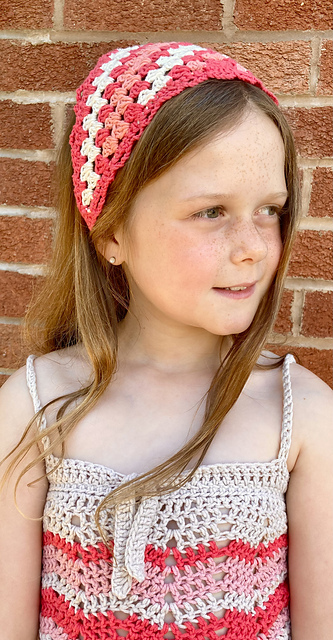 Ravelry: Granny Triangle Head Scarf pattern by Cesca Woodrow