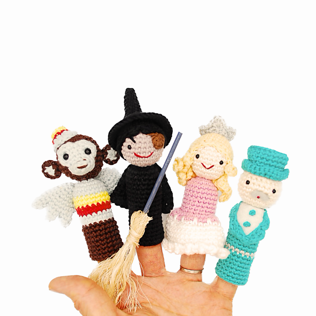 Ravelry: The Wizard Of Oz and Wicked puppets pattern by Jenny Martínez ...