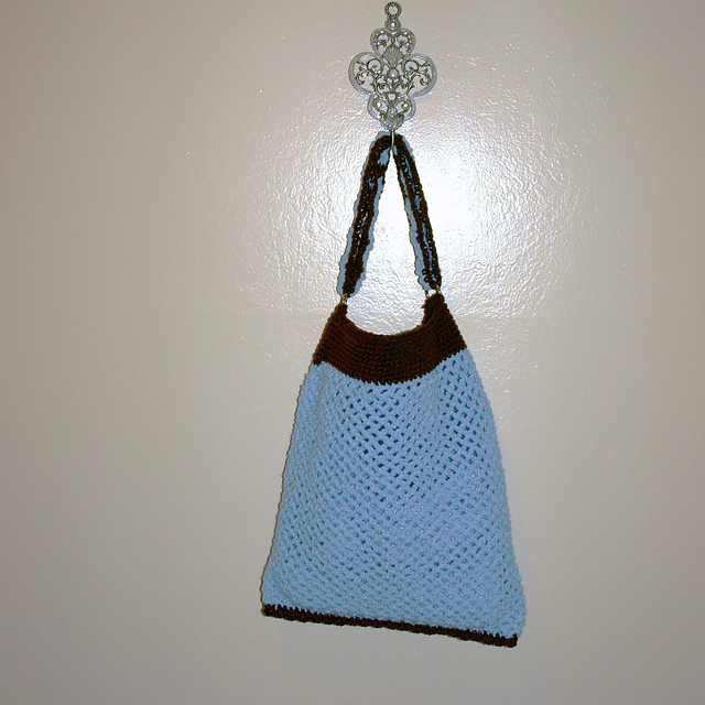 Ravelry: Expandable Fashion Bag pattern by Yolanda Munoz