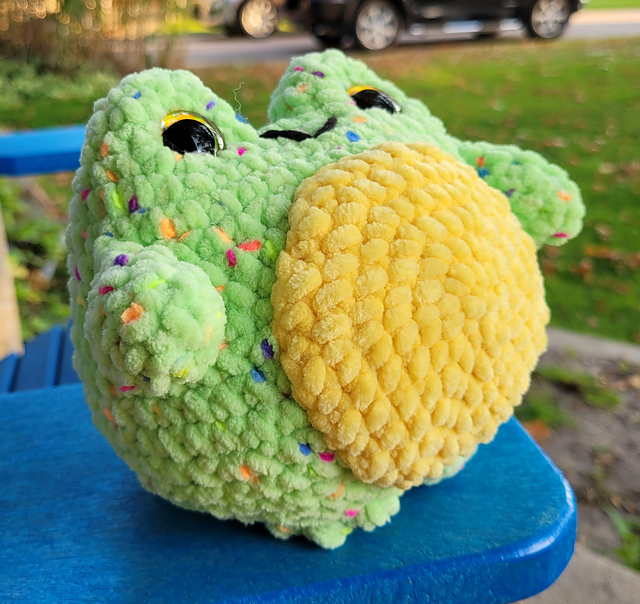 Ravelry: Cheeks the Pudgy Frog pattern by Charlene Morris