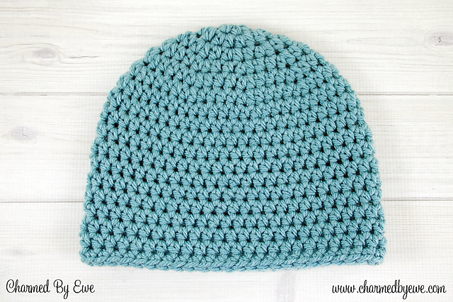 Ravelry: Dusty Blue Bulky Beanie pattern by Janaya Chouinard