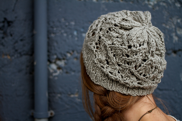 Ravelry: Brier pattern by Chelsea Berkompas
