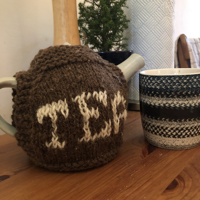 Ravelry: TEA POT TANK TOP pattern by Charlie Button