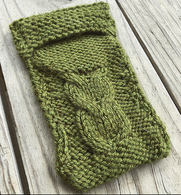 Ravelry: Owl Sharpie Case pattern by Chelsey Clammer