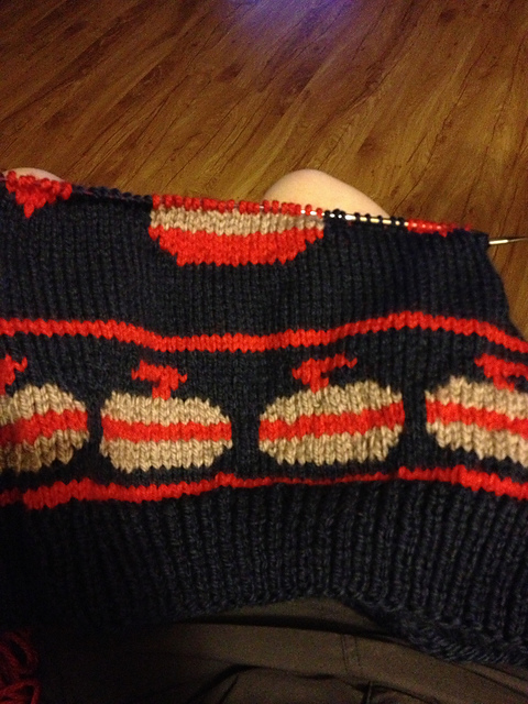 Ravelry: Cheryl21's Curling Sweater