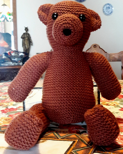 Ravelry: Chlocelot's Nikki-Bear the Third - Robin [2014]