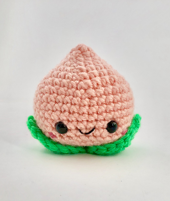 Ravelry: Little Momo pattern by Nina Shimizu