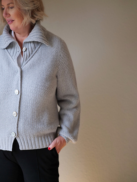 Ravelry: Charis Cardigan pattern by ChrisBerlin