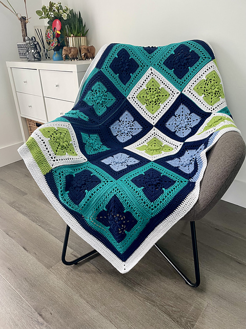 Ravelry: Tessellate Tiles Blanket pattern by Munira Rasul