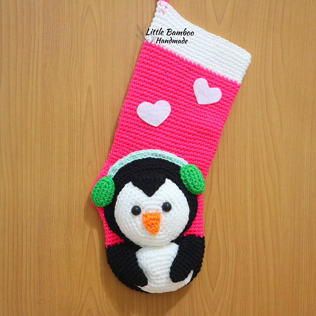 Ravelry: Penguin Christmas Stocking pattern by Little Bamboo Handmade