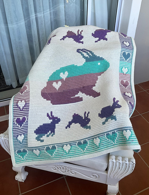 Ravelry: Bunny Love Mosaic pattern by Claire Musson