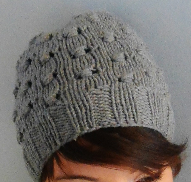 Ravelry: Bonnet Pastilles! / Pastille Beanie! pattern by Clairette Tricote