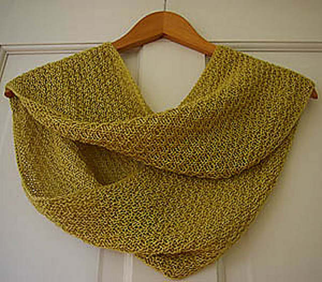 Ravelry: Butterfly Mobius pattern by Clara Parkes