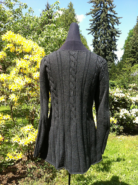 Ravelry: # 02 Pulli pattern by Lana Grossa