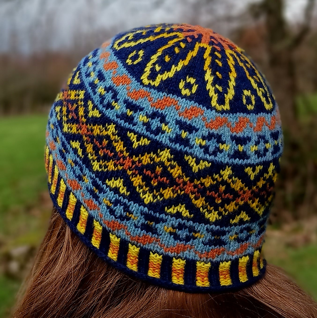 Ravelry: Pic N Mix Hat pattern by Clare Hutchinson