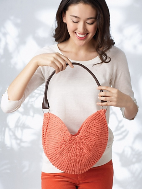 Ravelry: Orange Slice Purse pattern by Bernat Design Studio