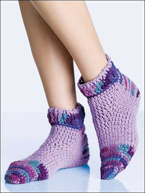 Ravelry: Sporty Footies II pattern by Janet Rehfeldt and Mary Jane Wood