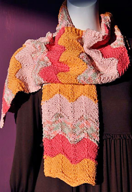 Ravelry: Chevron Scarf pattern by Susan Druding