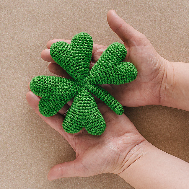 Ravelry: Lucky 4 Leaf Clover pattern by DMC