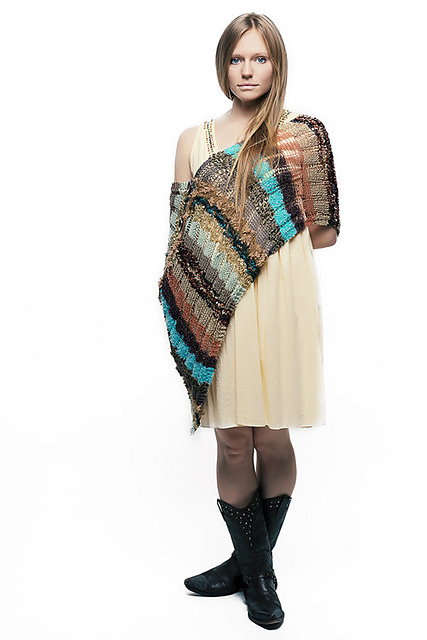 Ravelry: Venus Shawl pattern by Feza Yarns