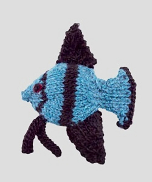 Ravelry: Angelfish pattern by Jessica Polka