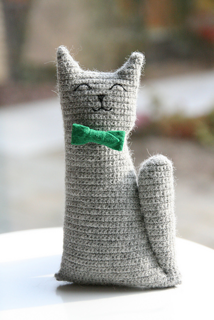 Ravelry: Mr Tibbles the Cat pattern by Claudia van K.
