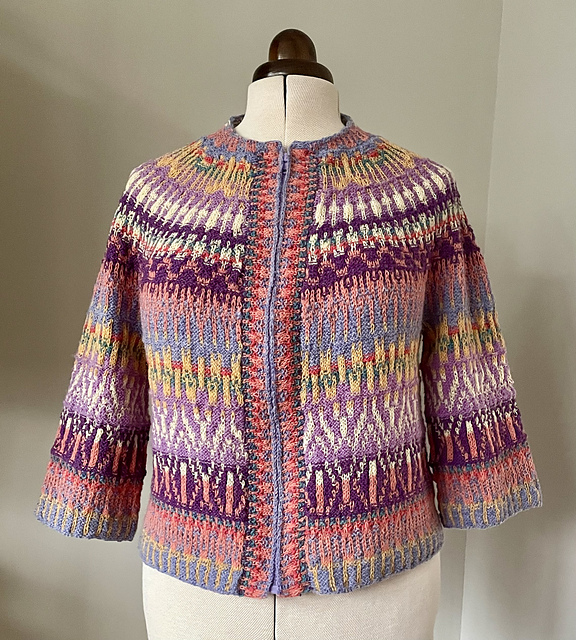 Ravelry: Lavender sunrise cardigan pattern by Claudia Hulshof
