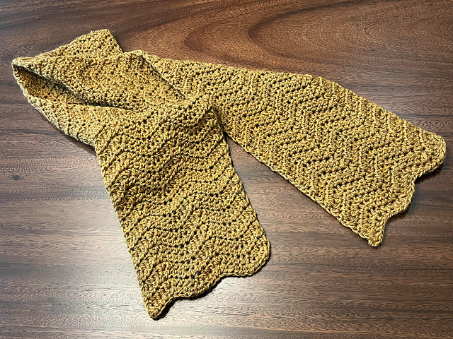 Ravelry: Comfy Ripple Scarf pattern by Clayton Leadbetter