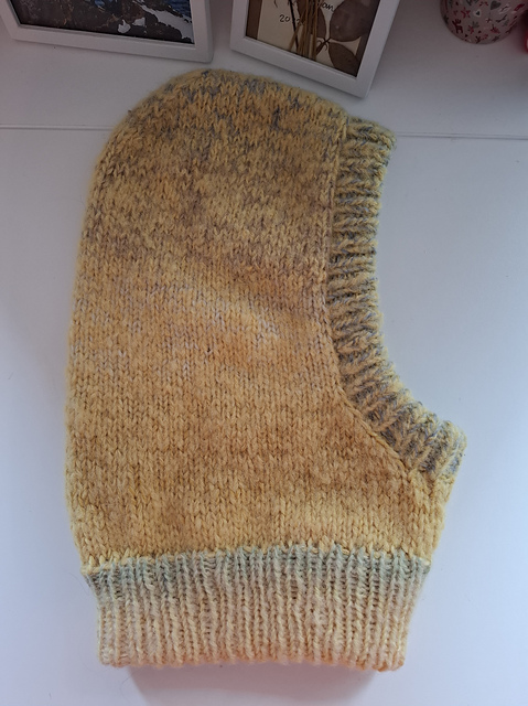 Ravelry: The Clementine Hood pattern by Clementine Knits