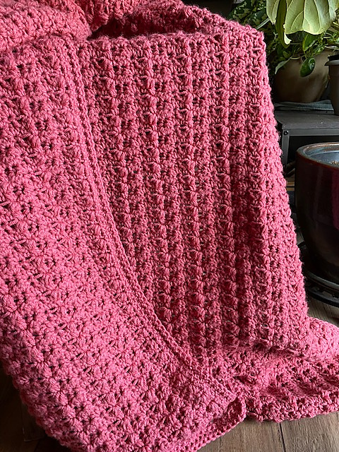Ravelry: Lisa Throw pattern by Chelsey CocoaBe
