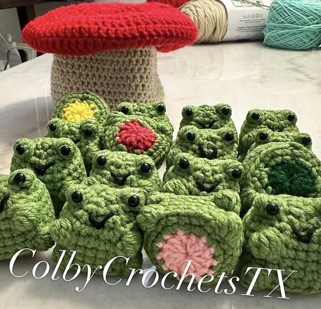 Ravelry: Froggy Memory Game pattern by Colby Soldan