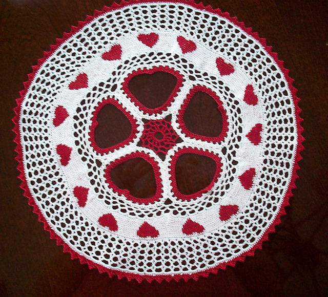 Ravelry: Valentine Hearts Doily pattern by Richard Sechriest