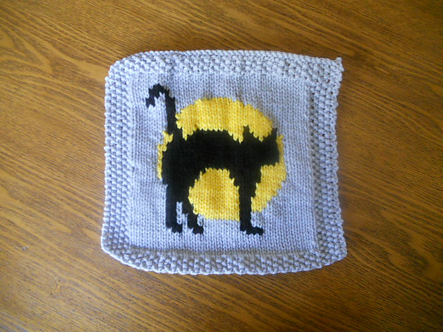 Ravelry: Cat and Full Moon Chart pattern by Jennie Claver