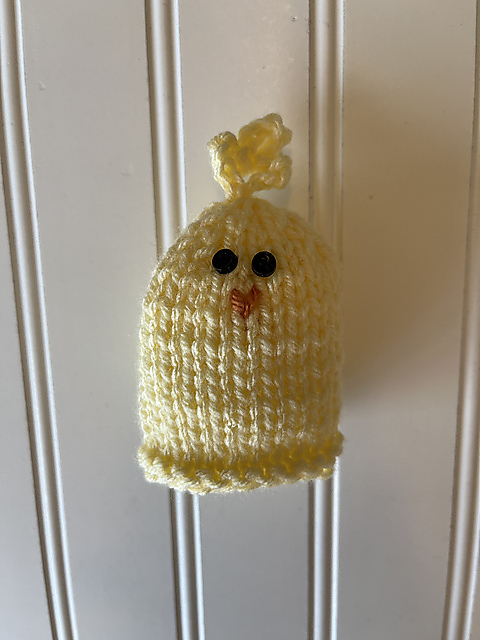 Ravelry: Easter Baby Chick pattern by Jennie Claver